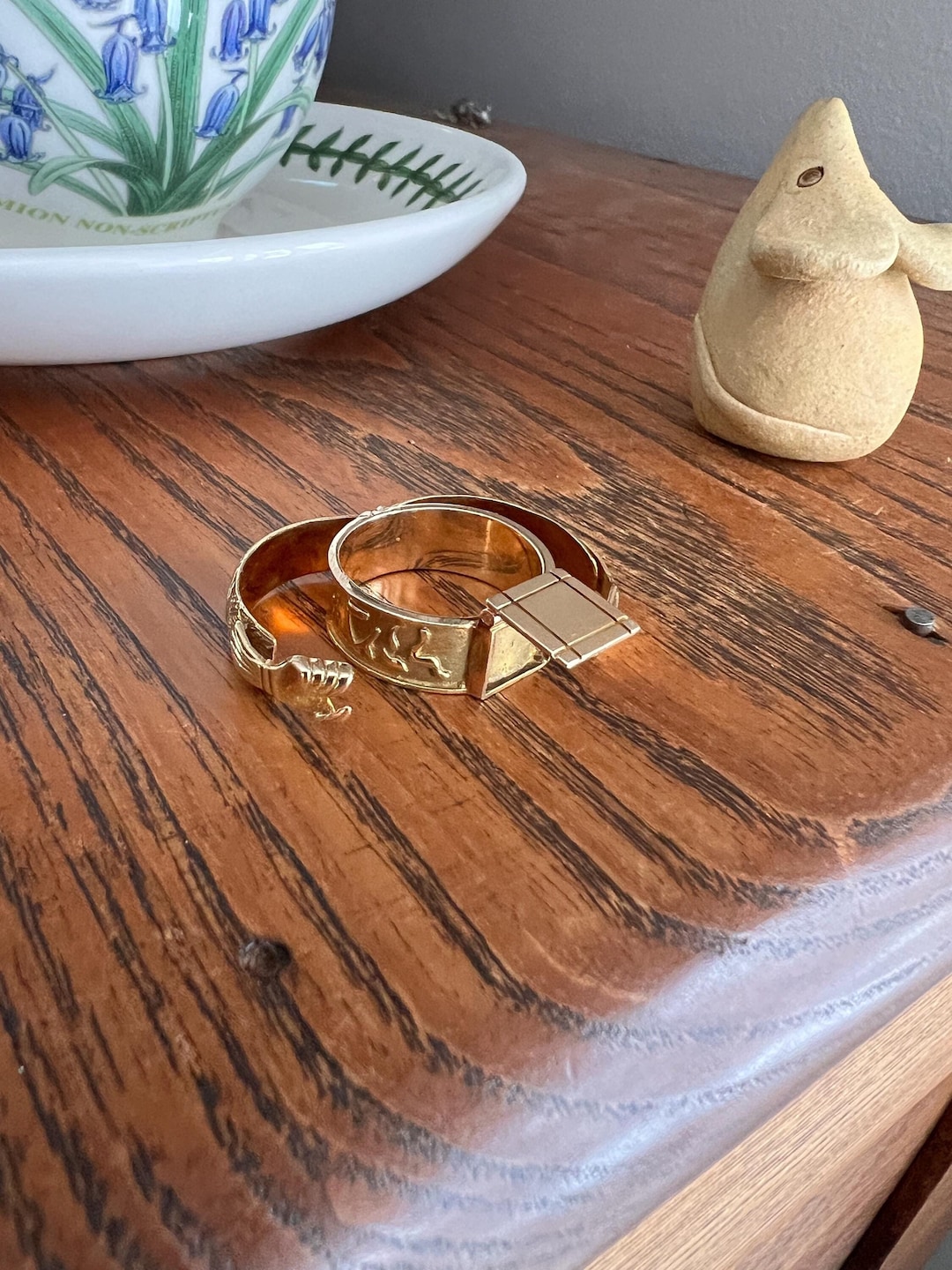 Rare Mazel Tov FEDE Hands Gimmel LOCKET Poison Ring OPENING Secret ...