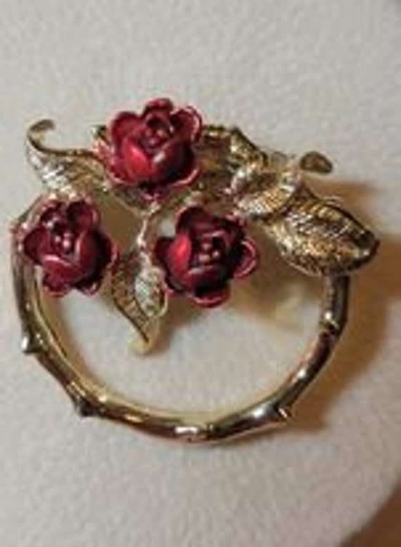 Gerry's Circle Pin Vintage Red Enamel Roses Brooch, M… - Gem
