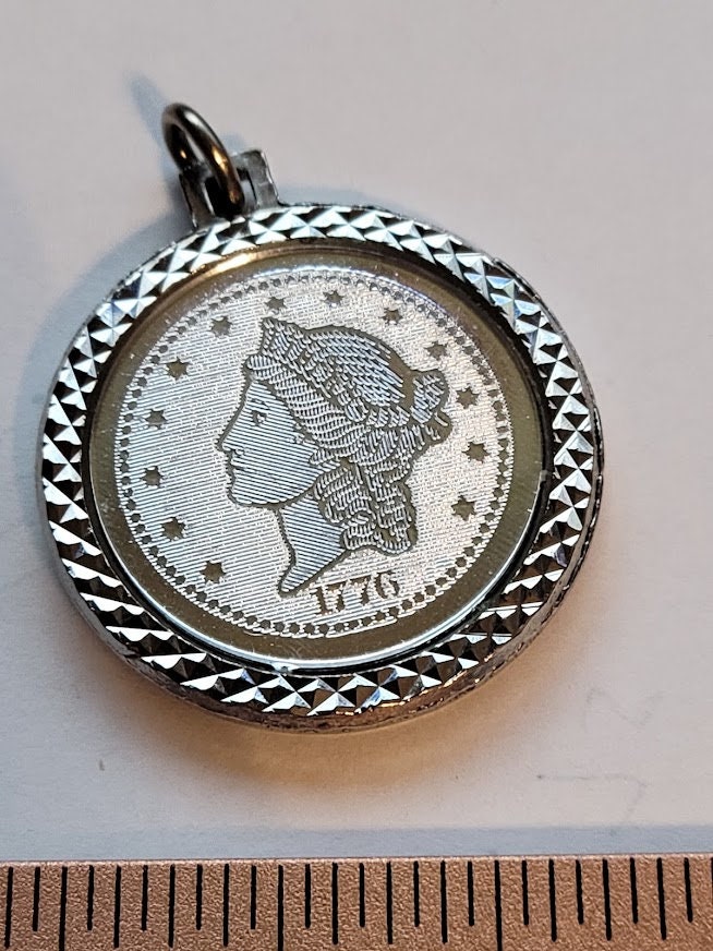 Vintage Coin Necklace 1776 Bicentennial Coin Pendant Diamond - Etsy