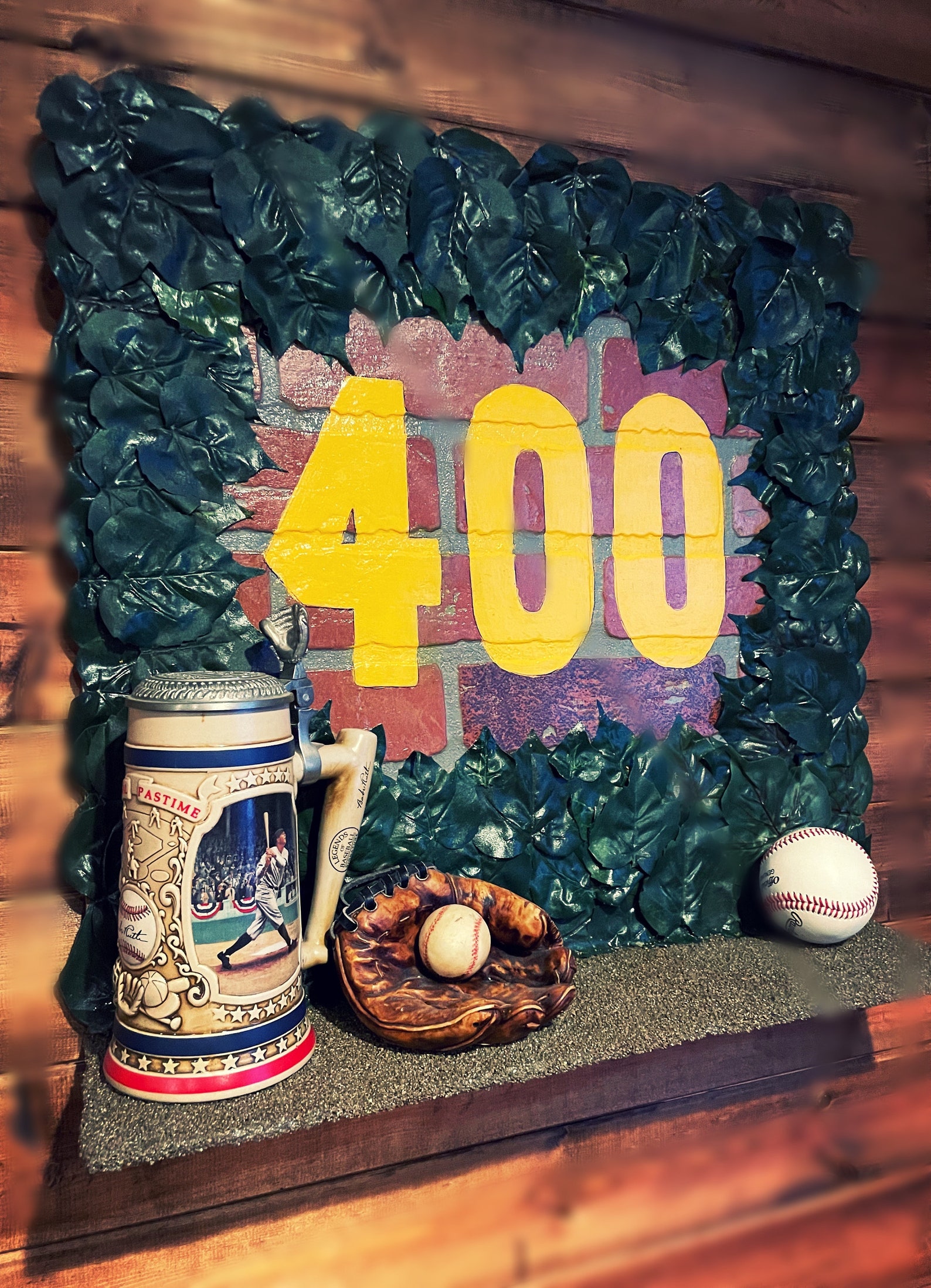 Wrigley Field Hanfmade Classic 400 Ivy Brick Display and Warning Track ...