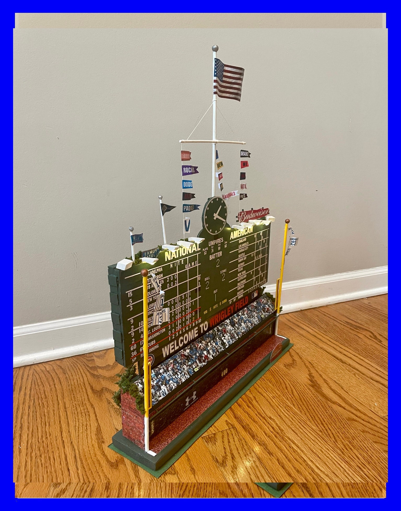 Classic Handmade Lighted Wrigley Field Chicago Cubs Welcome Scoreboard ...