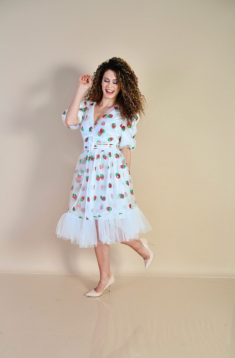 Strawberries Dress/ Short Wedding Dress/ Italian Tulle Dress/ - Etsy