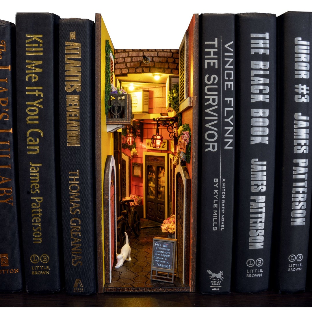 MINIALLEY Italy Booknook Assembled Prebuilt Bookshelf Insert Bookshelf ...