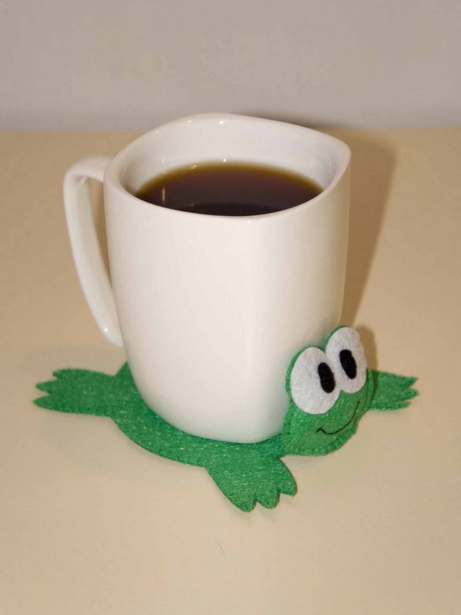 Felt Mug Rug, Cup Coaster Pattern Frog. Easy PDF Sewing Pattern ...