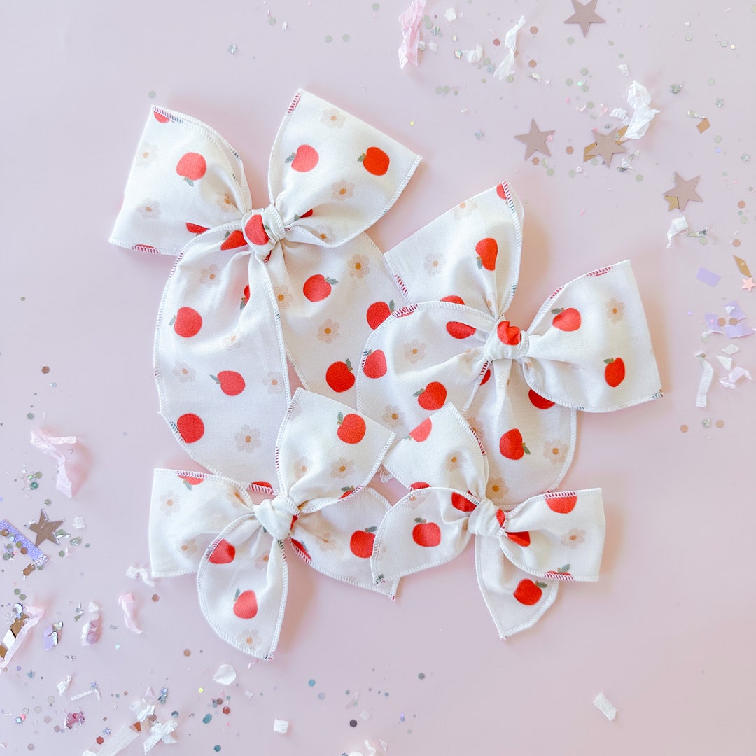 Back to School Fable Sailor Hair Bow Daisies and Apples - Etsy