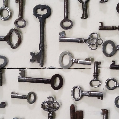 Real Antique Skeleton Keys Authentic Church Keys Door Keys | Etsy