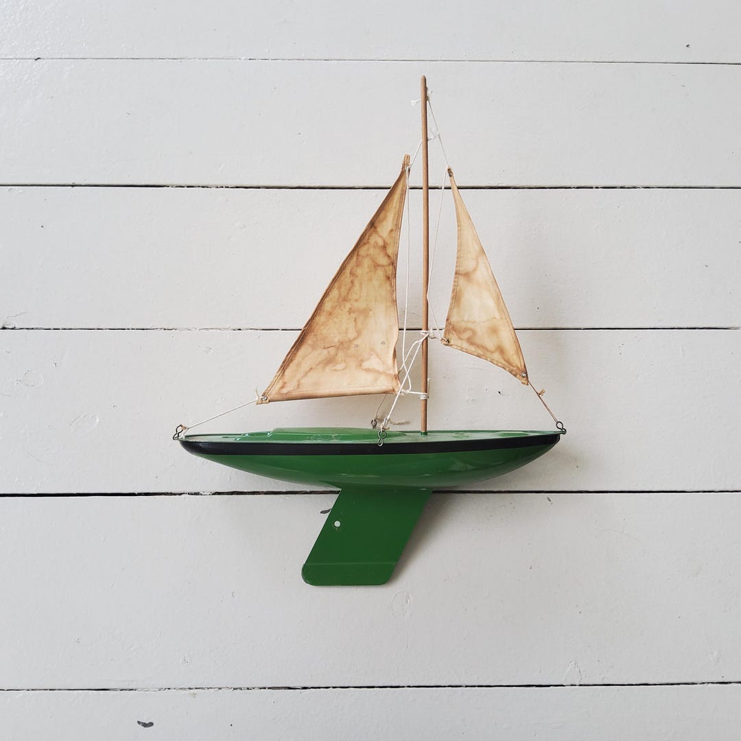 Tri-ang Vintage Green Pond Yacht With Stand - Etsy