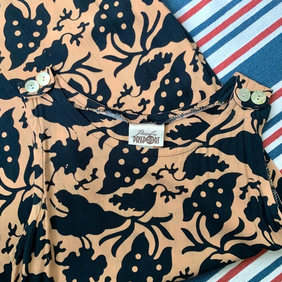 1990s Hawaiian batik monstera leaf print peach dark n… - Gem