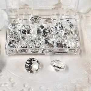 Isomalt Diamonds: Cake & Ring Box Cookie Decorations, Custom Color (17 ...