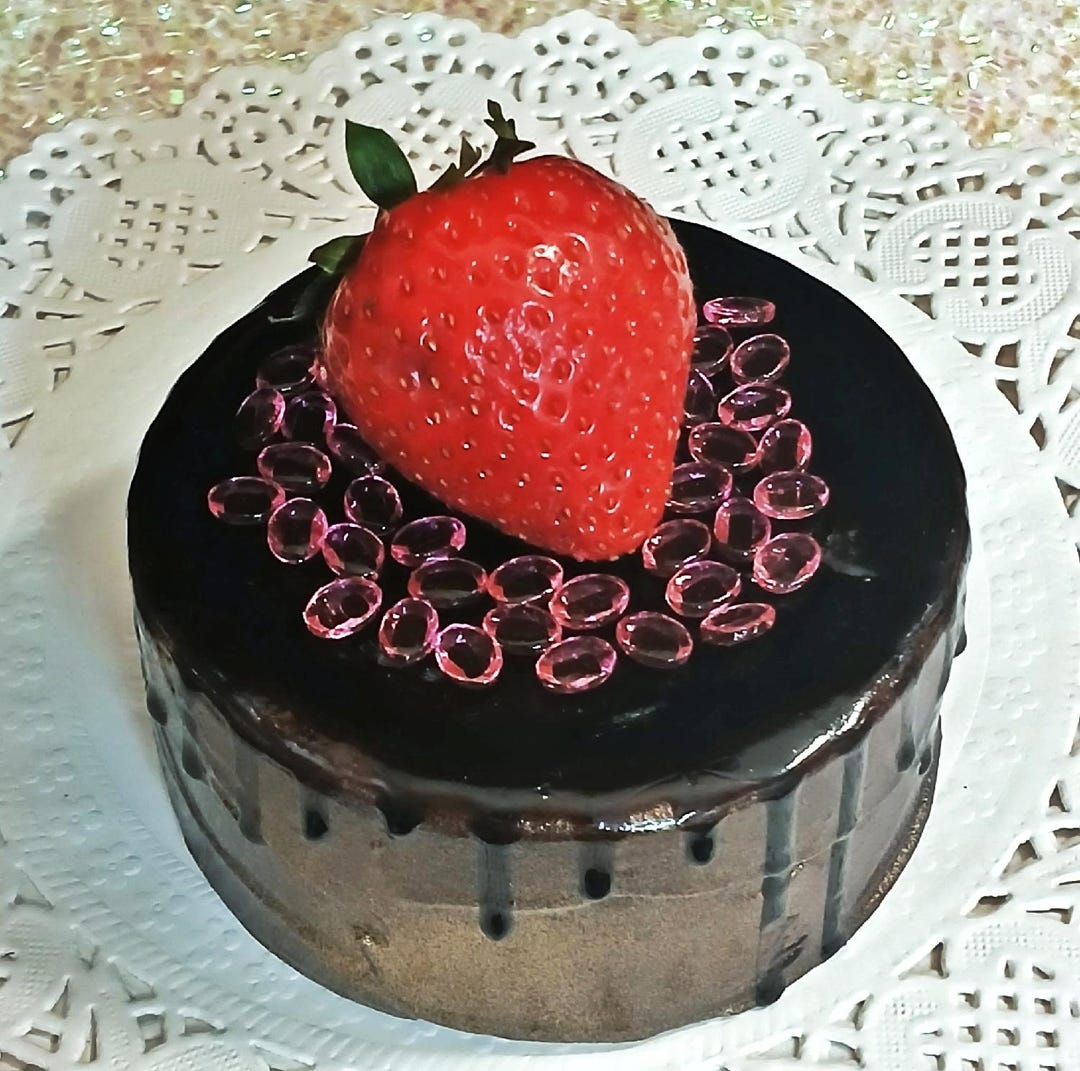 Edible Oval Isomalt Sugar Gems: Cake & Ring Box Cookie Decoration (110 ...
