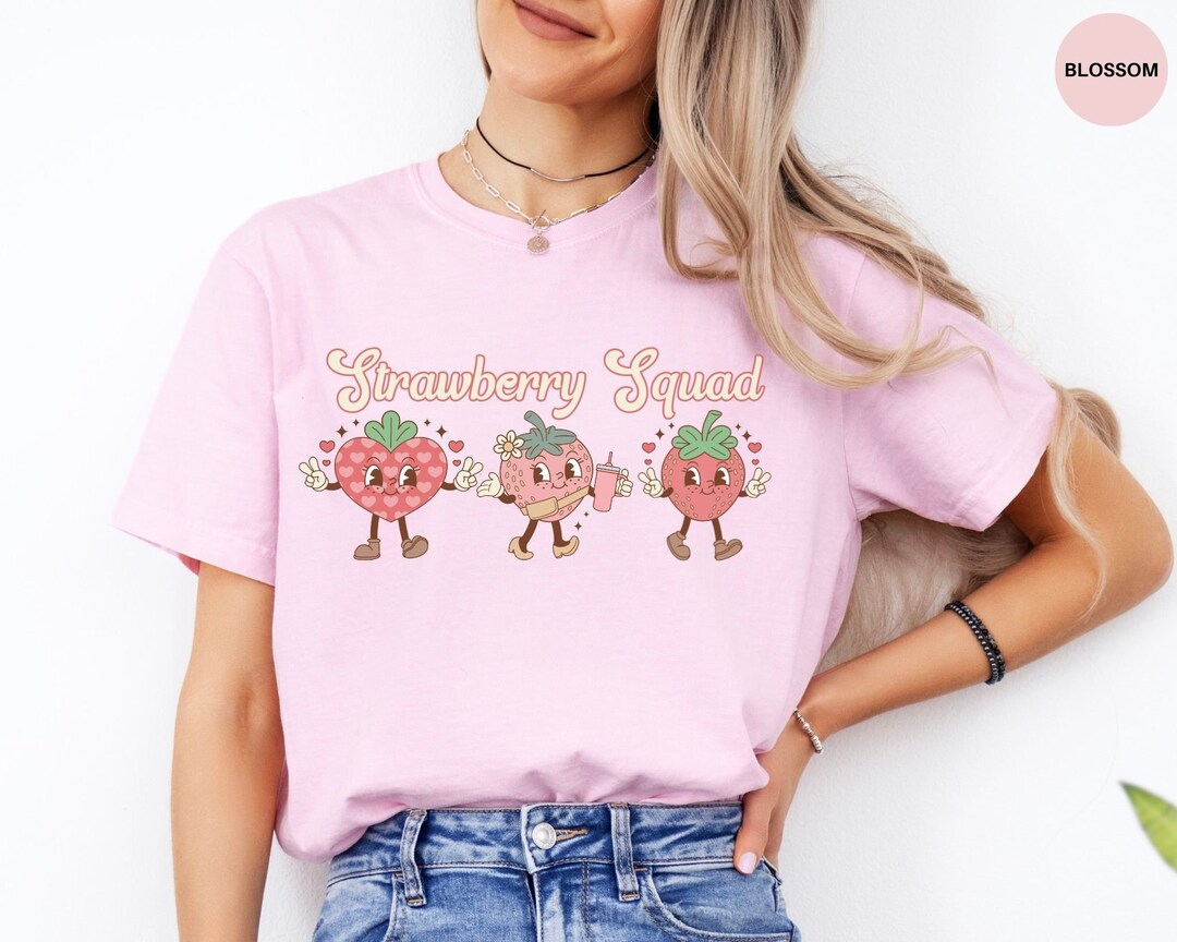 Vintage Strawberry Shirt, Strawberries Cottagecore Crewneck, Strawberry ...