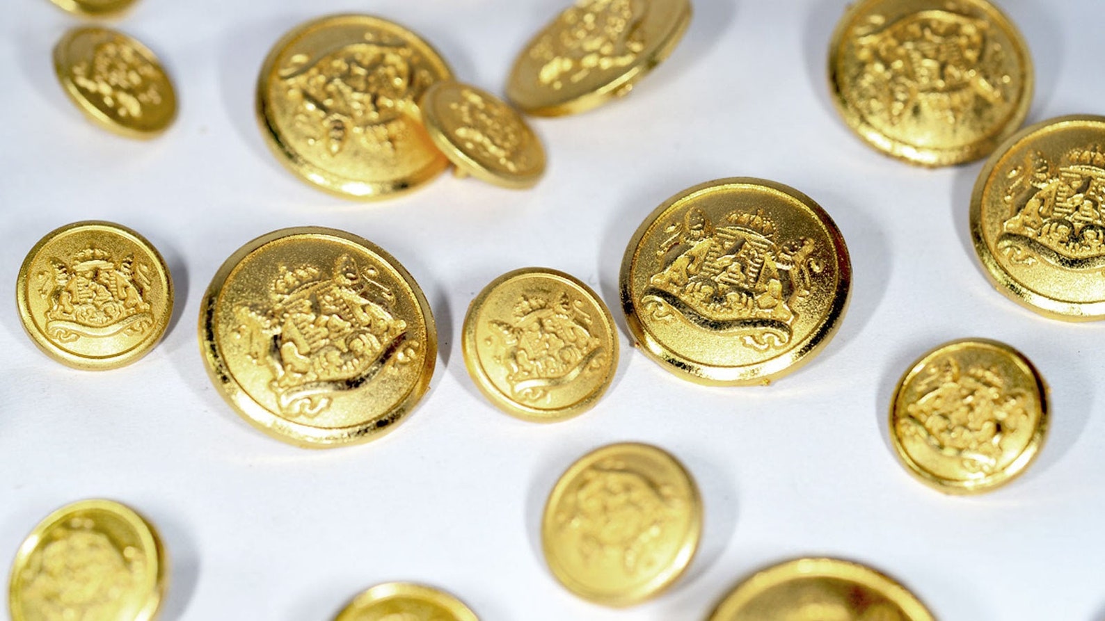 Set of Die Cast Metal Blazer Buttons G005 (gold Colour) Set (in 3L/7S ...