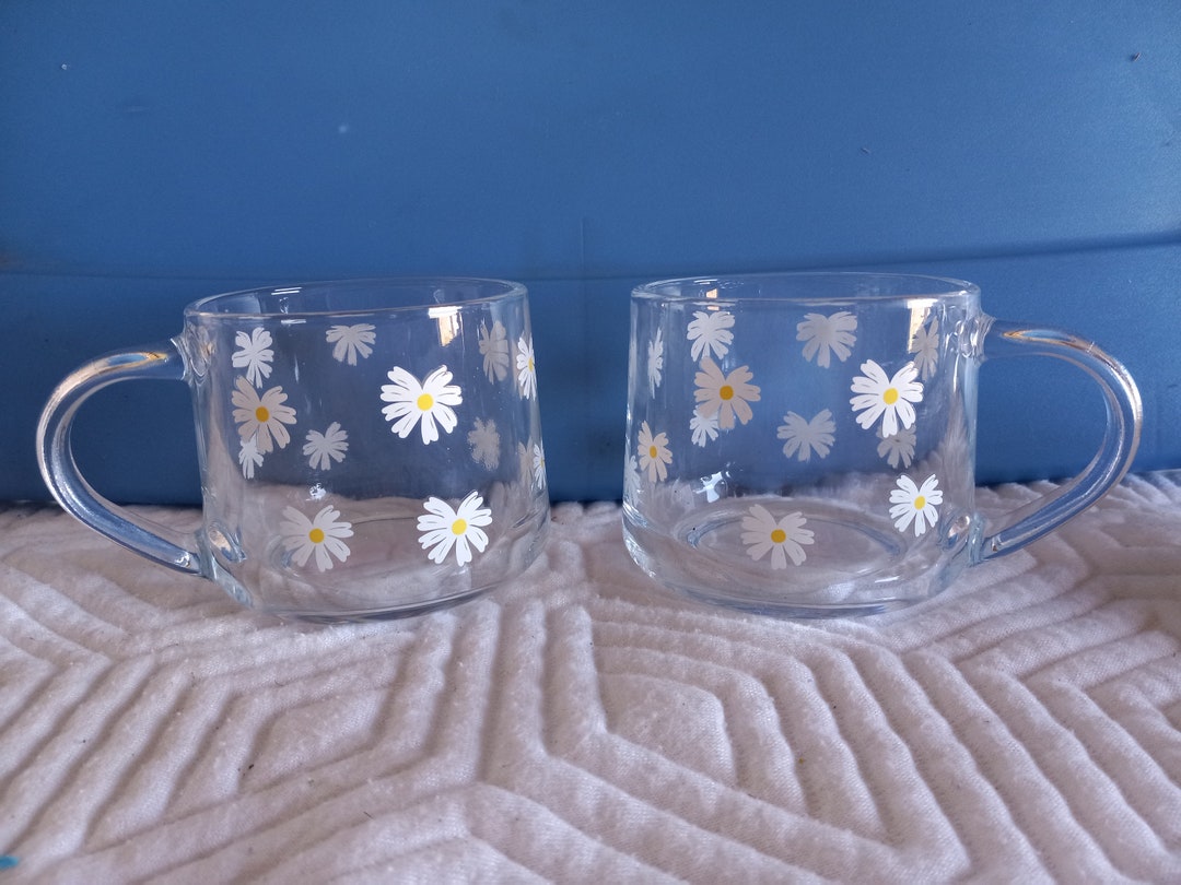 2 Vintage Clear Glass Daisy Mugs - Etsy