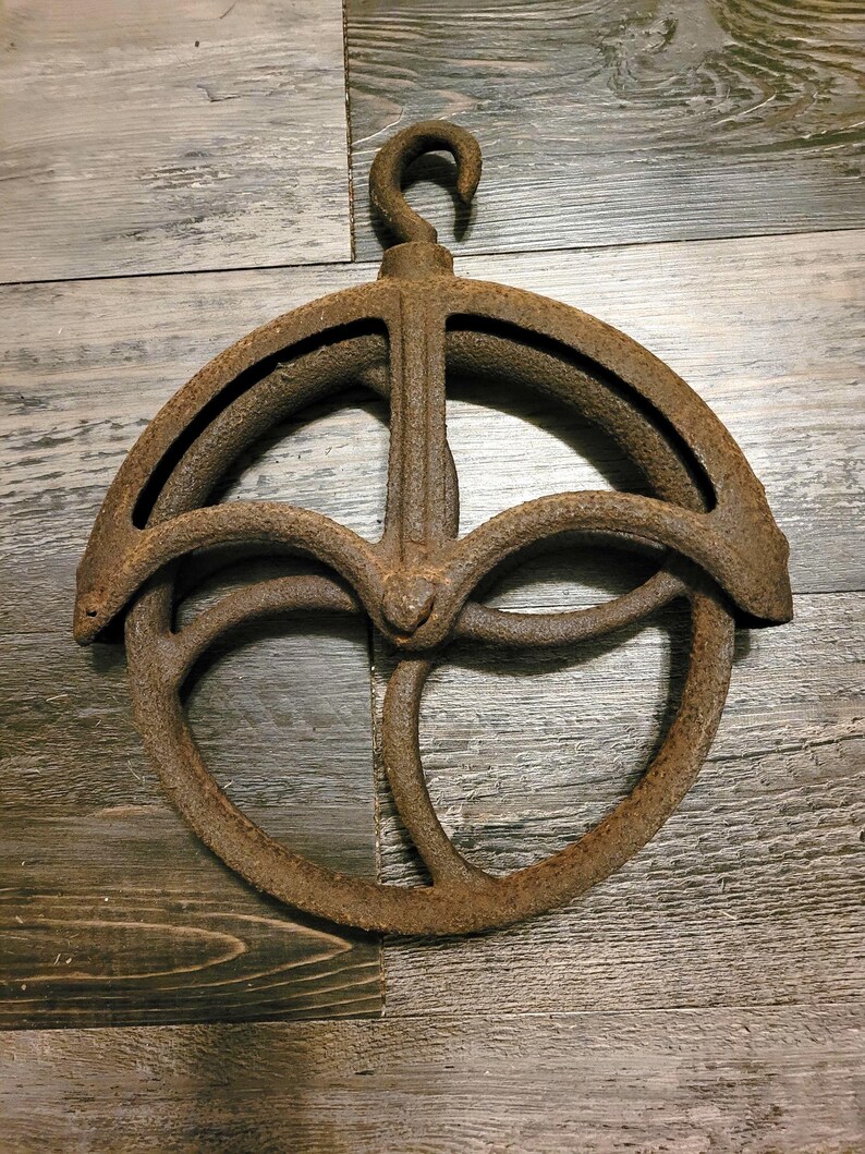 1800's Farm, Loft, Well Pulley With 9 Inch Wheel (see Pictures for ...