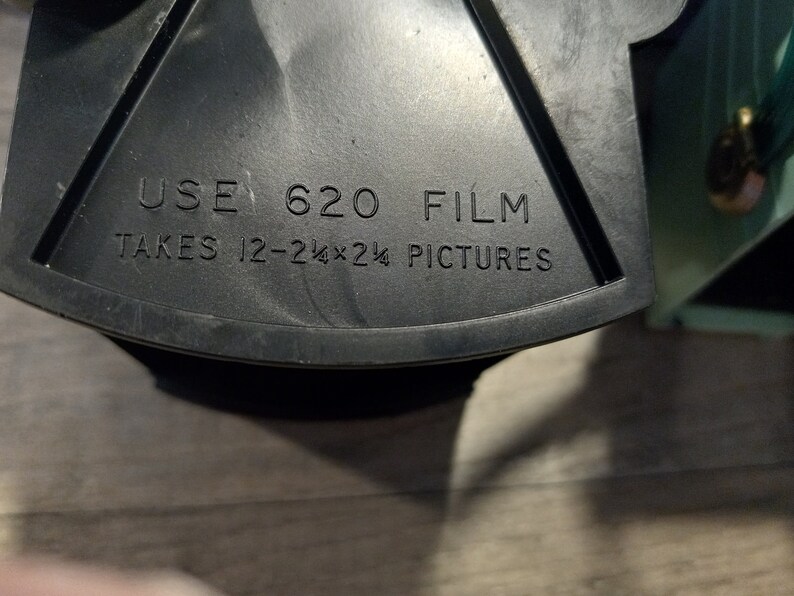 Vintage 1950s to 1965 Savoy Box Camera 620 - Etsy