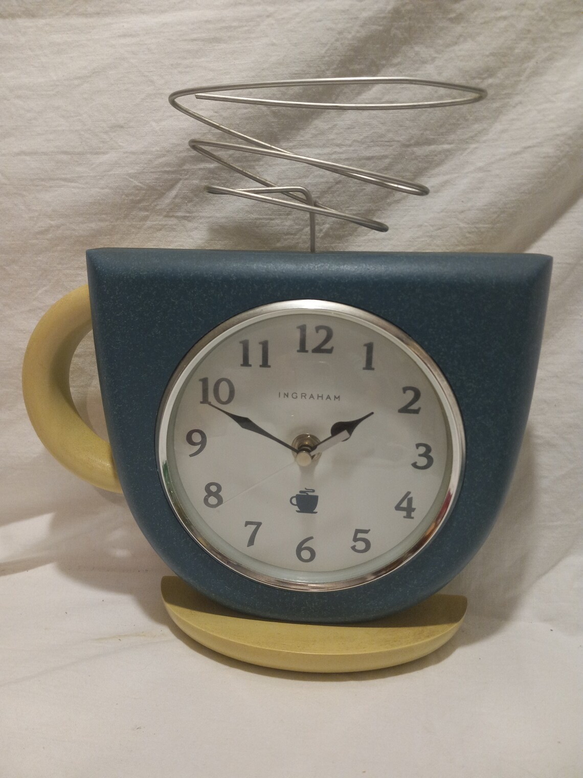 Vintage Ingraham Clock Blue and Cream Coffee Cup and Saucer Clock With ...