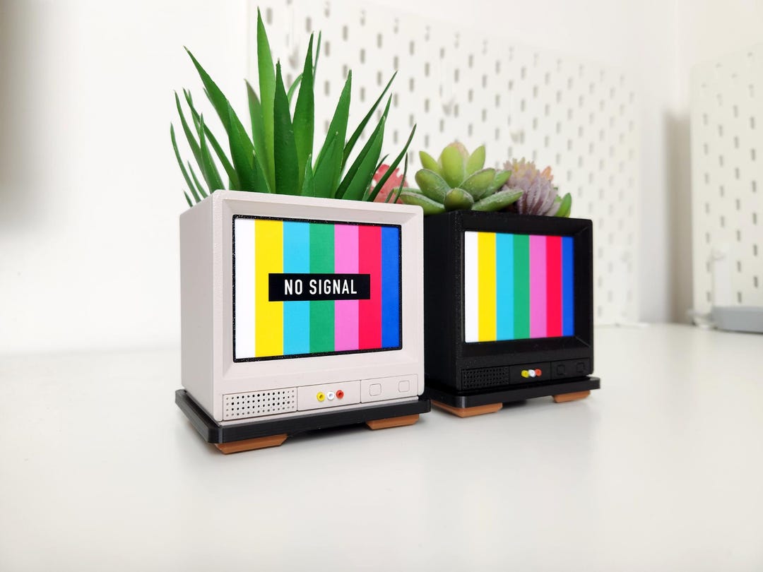 Retro CRT TV Flower Pot & Desk Organizer – Customizable Screen! - Etsy