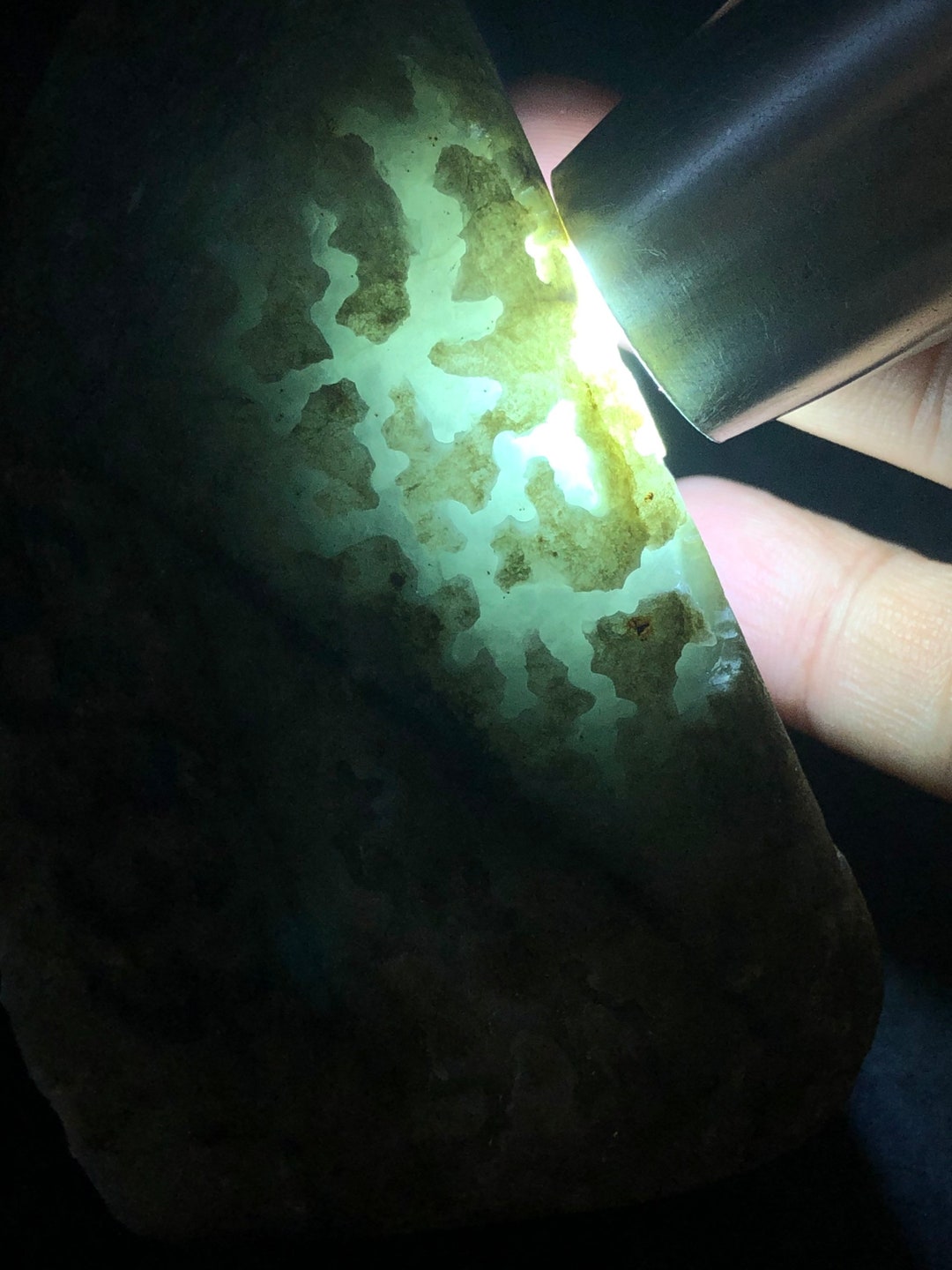 Icy,burmese Jadeite Rough,old Mine,strong Fluorescent,jadeite Jade ...