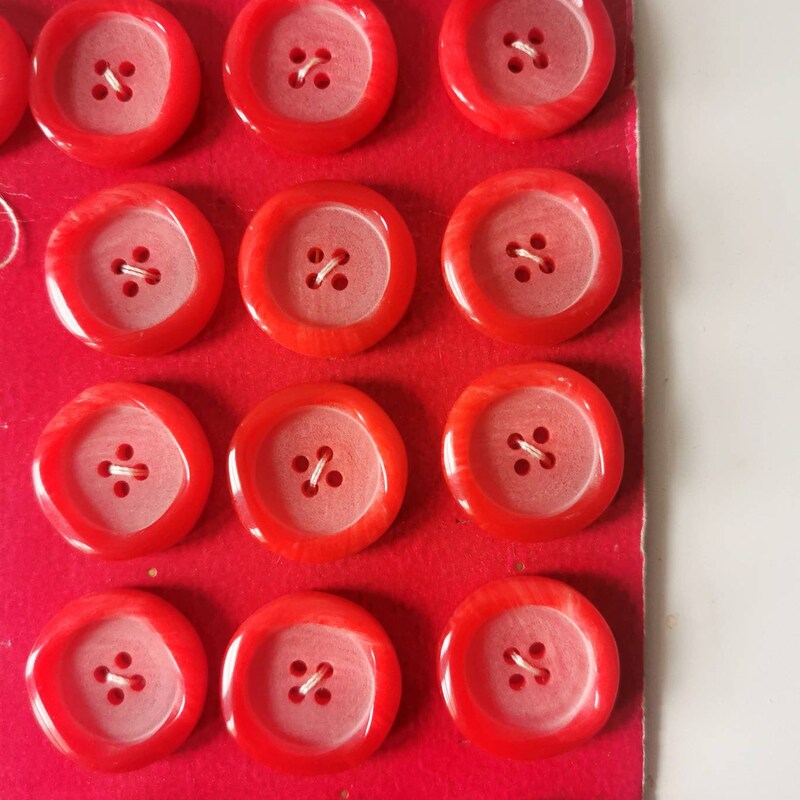 Retro Buttons - Etsy