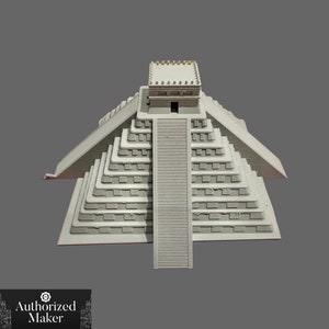 Pyramid of Kukulkan / El Castillo (reconstruction) - Chichén-itzá ...