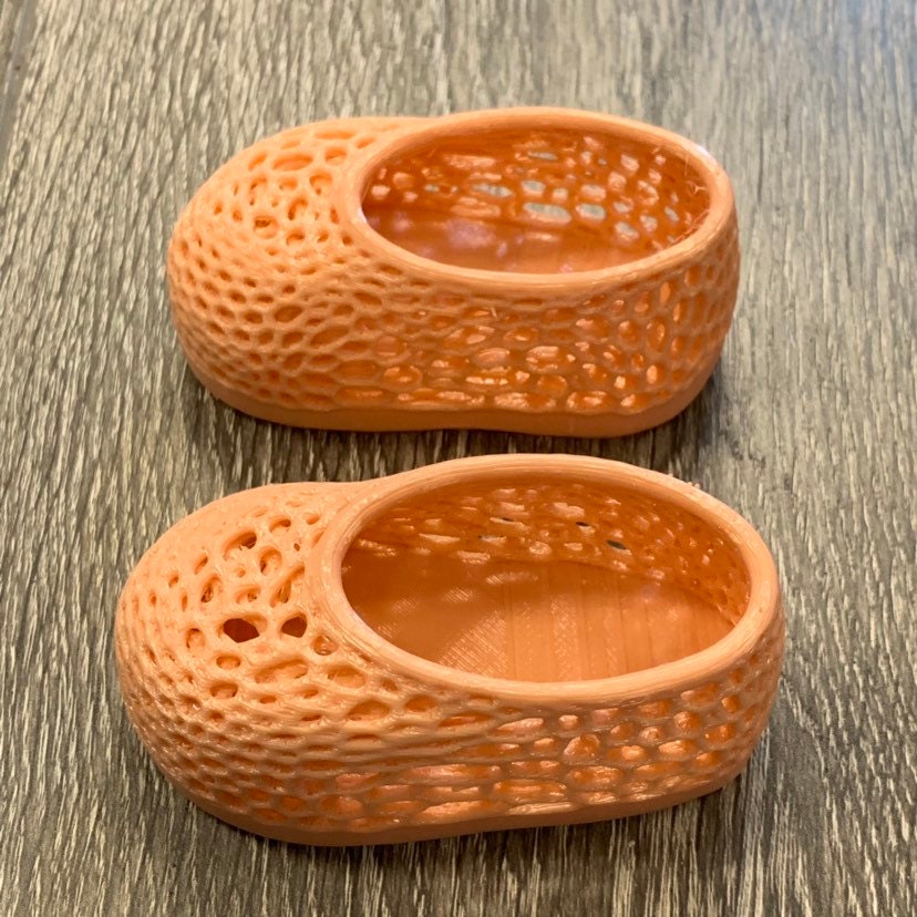 STOMPZ: Custom 3D Printed Flexible Breathable Clogs for Baby Feet ...
