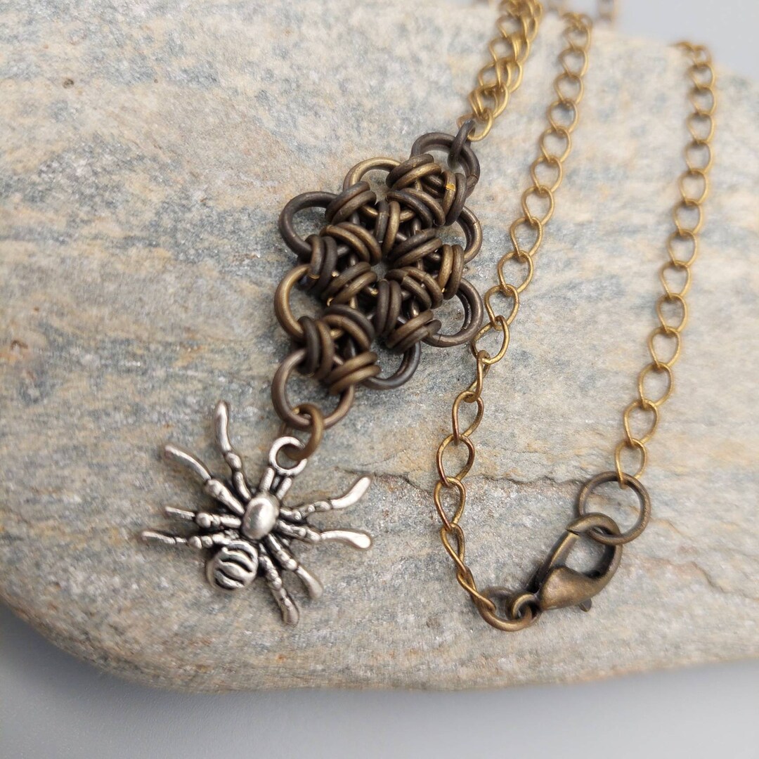Spider Charm Necklace, Chainmaille Spider Necklace, Halloween Jewellery ...