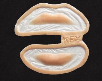 Full Voluminous Lips Silicone Prosthetic – Realistic Swollen Lip FX ...