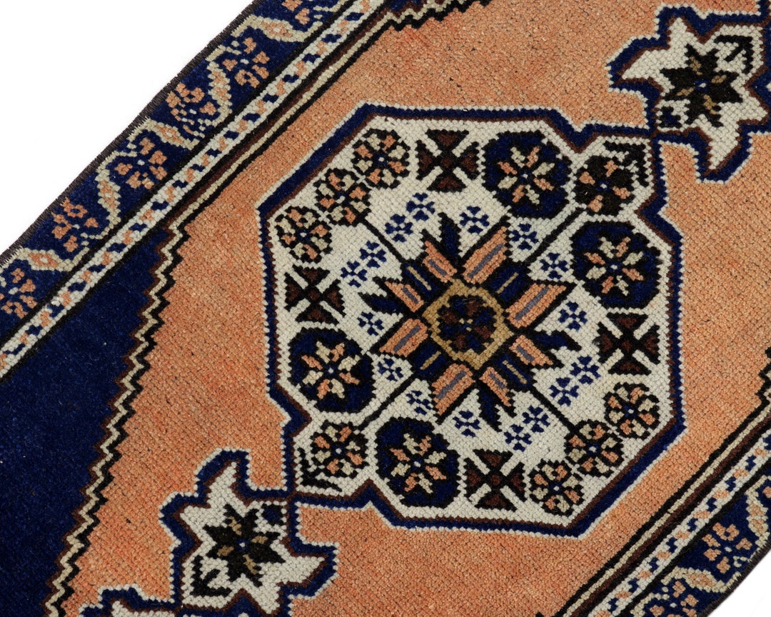 Vintage Turkish Rug 1.7x3.8 Ft Boho Handmade Wool Doormat Bath Mat Rug ...