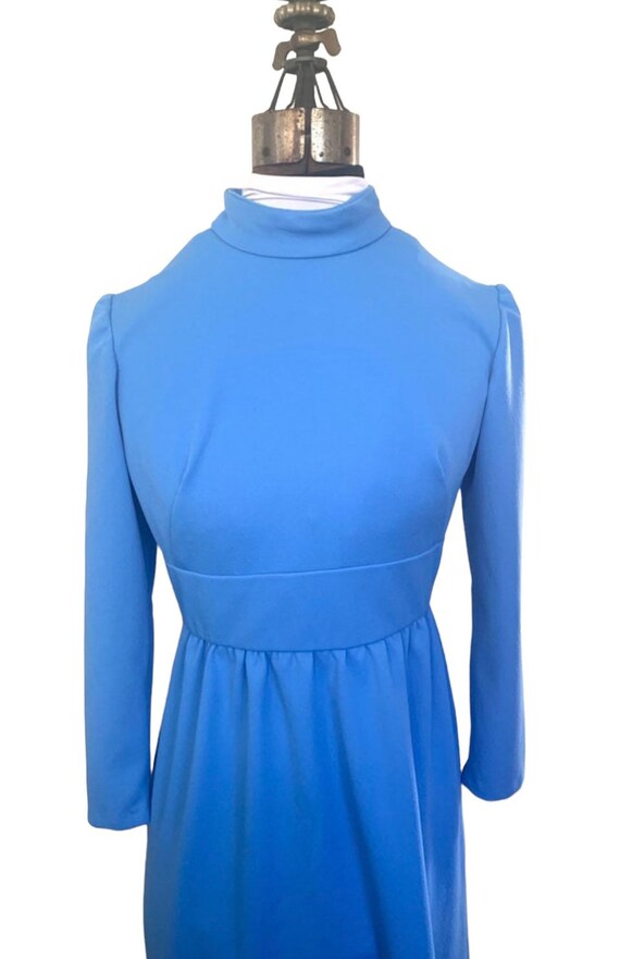 cornflower blue vintage 60s - Gem