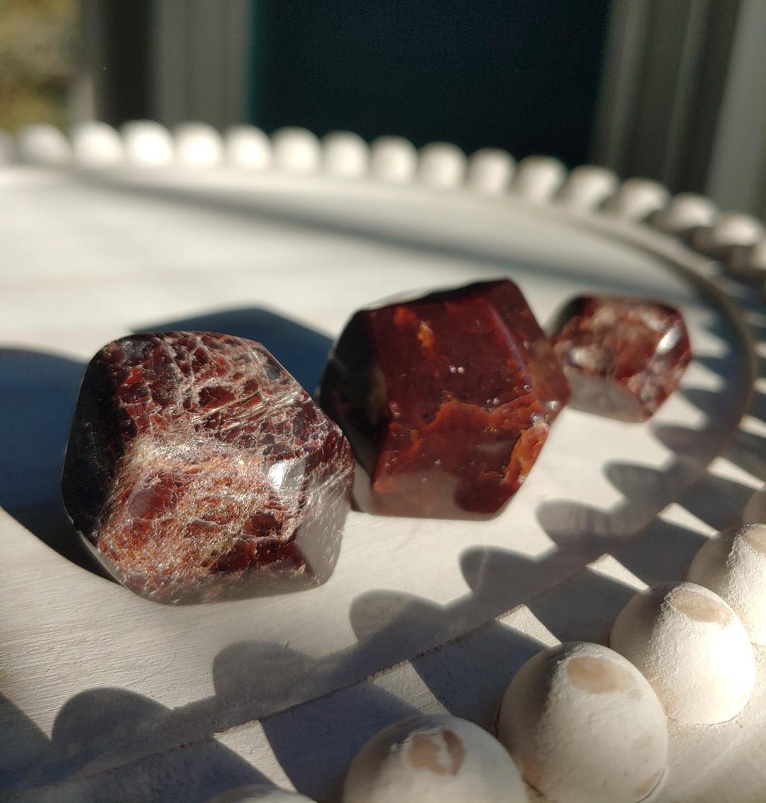 Almandine Garnet Crystal. *U Pick* Natural Dodecahedron, 12 Sided ...