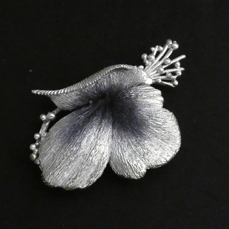 Brooch Signed "exquisite" - Etsy