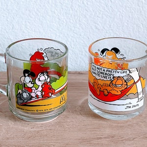 Set of Two Vintage Garfield Cartoon Glass Mugs , Perfect Coffee or Tea ...