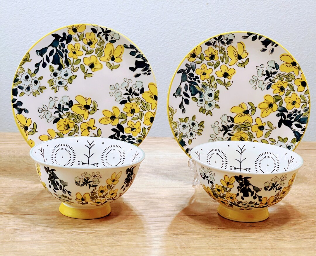 Vintage Threshold Stoneware Set of 4 That Includes 2 Salad Plates and 2 ...