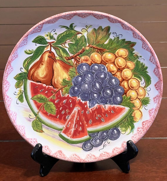 Decorative fruit plates store