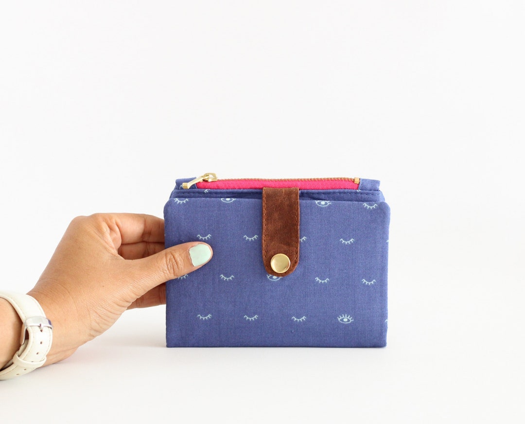 Eye Print Bifold Wallet Women: Vegan Minimalist Wallet, Very Peri - Etsy