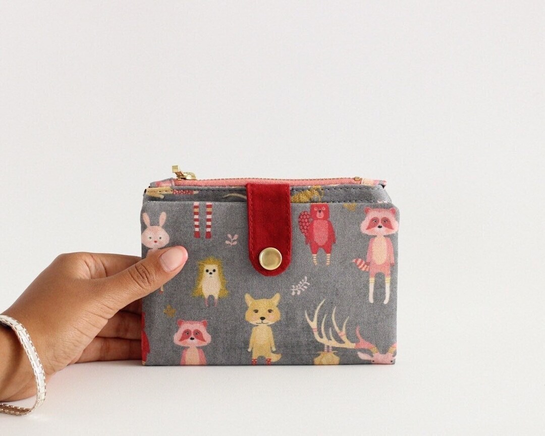 Cute Wallet for Womens, Animals With Socks Wallet Bifold, Credit Card ...