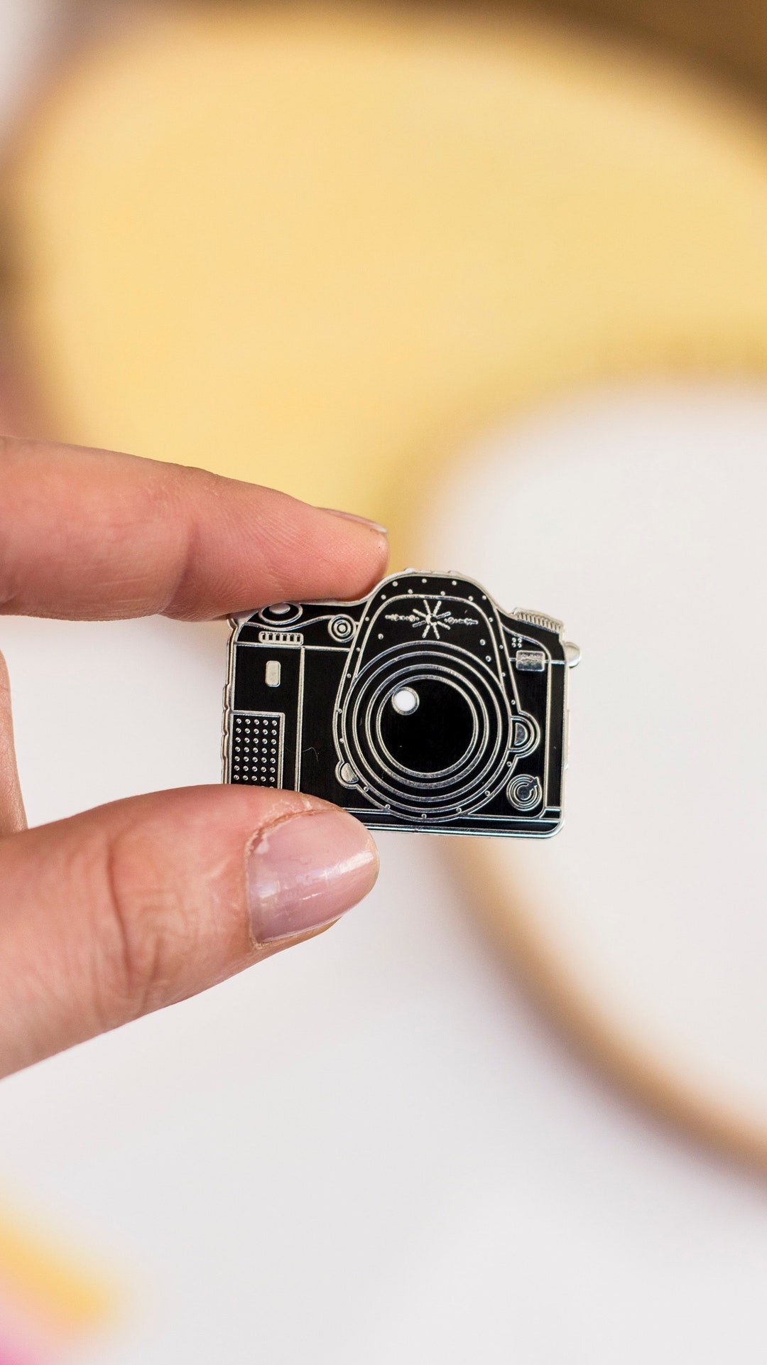 DSLR Camera Enamel Pin, Photographer Gift, Backpack Badge - Etsy