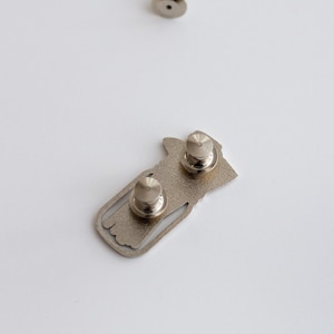 Deluxe Locking Pin Back for Enamel Pins, Set of 2, Secure Brooch Pin ...