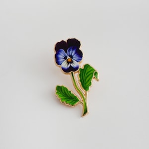 Pansy V2 Floral Enamel Pin, Blue Flower Accessory, Nature Lover Jewelry ...