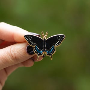 Black Swallowtail Butterfly Enamel Pin, Insect Lapel Accessory - Etsy