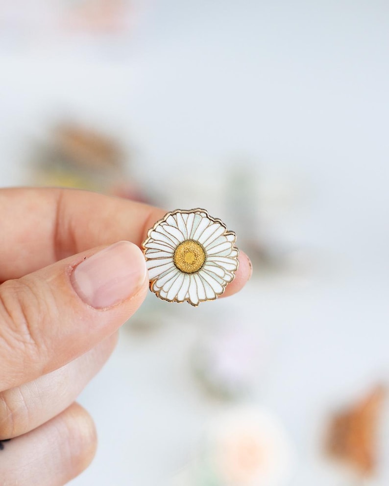 Mini Daisy Floral Enamel Pin, April Birth Month White Flower Accessory ...