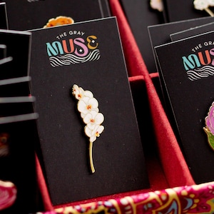 White Orchid Floral Enamel Pin, White Flowers Gift, Flower Lover Pin ...