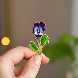 Pansy V2 Floral Enamel Pin, Blue Flower Accessory, Nature Lover Jewelry ...