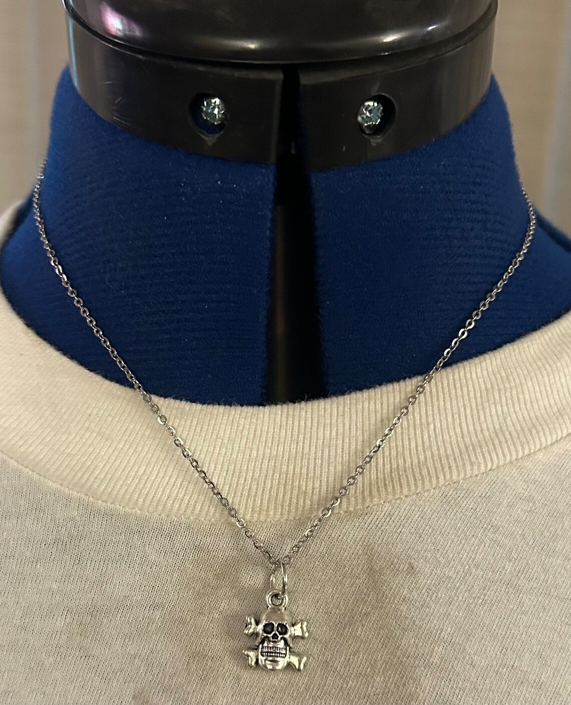 Skull and Crossbones Necklace Antique Silver Charm/pendant Rhodium ...