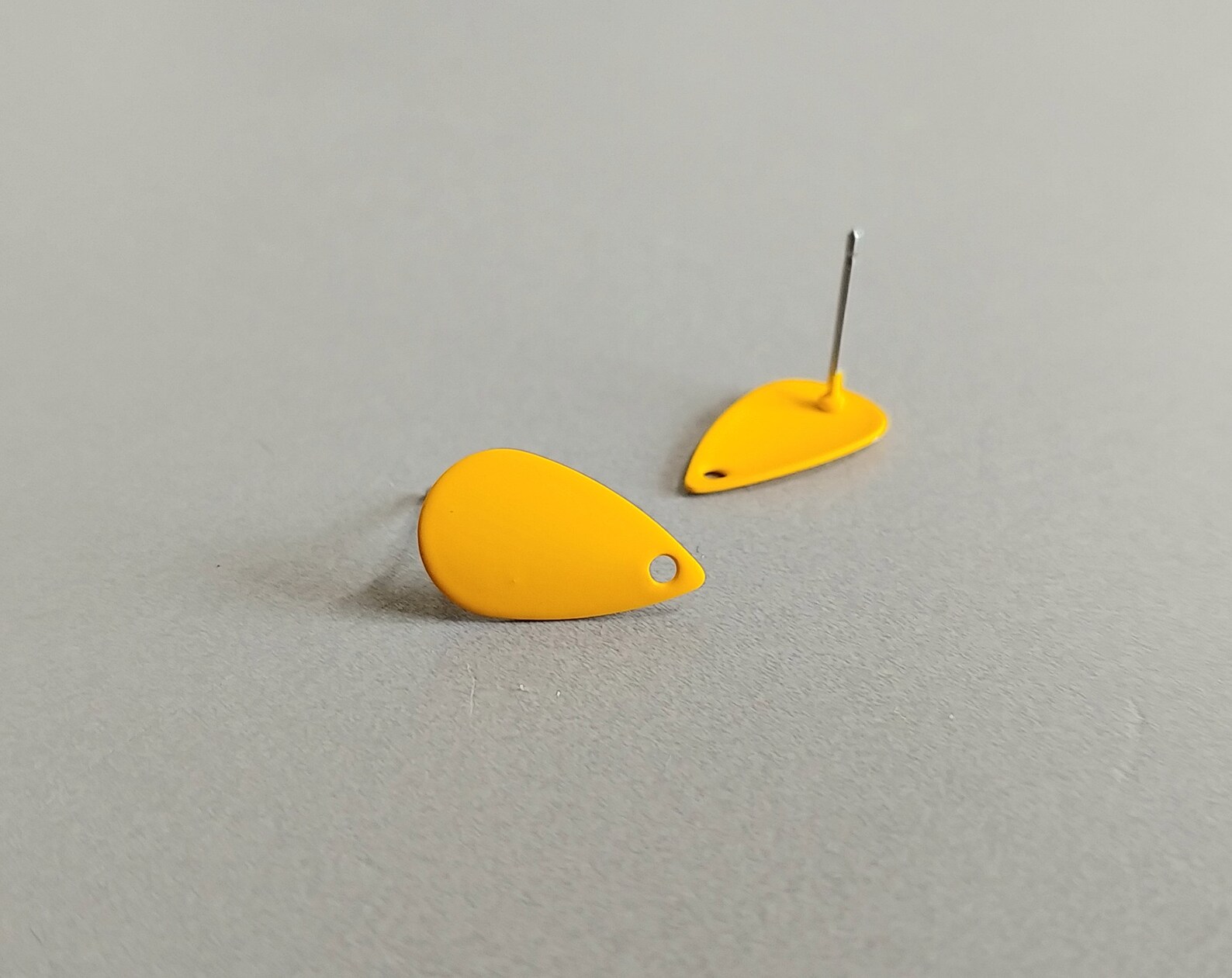 2 PCS 14 X 8 Mm Mustard Matte Rubber Coated Yellow Teardrop - Etsy