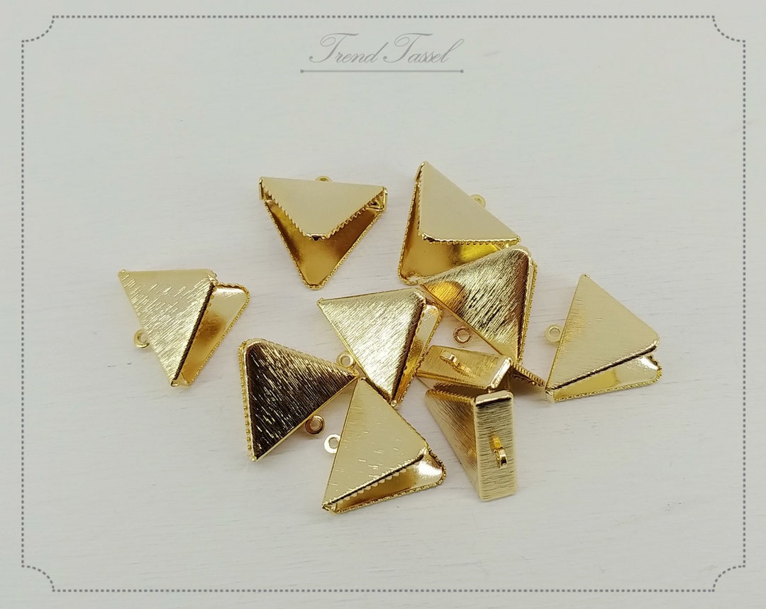 10 Pcs - 20mm Brushed Triangle Gold Plated CAP With Lace Edge, Gold ...