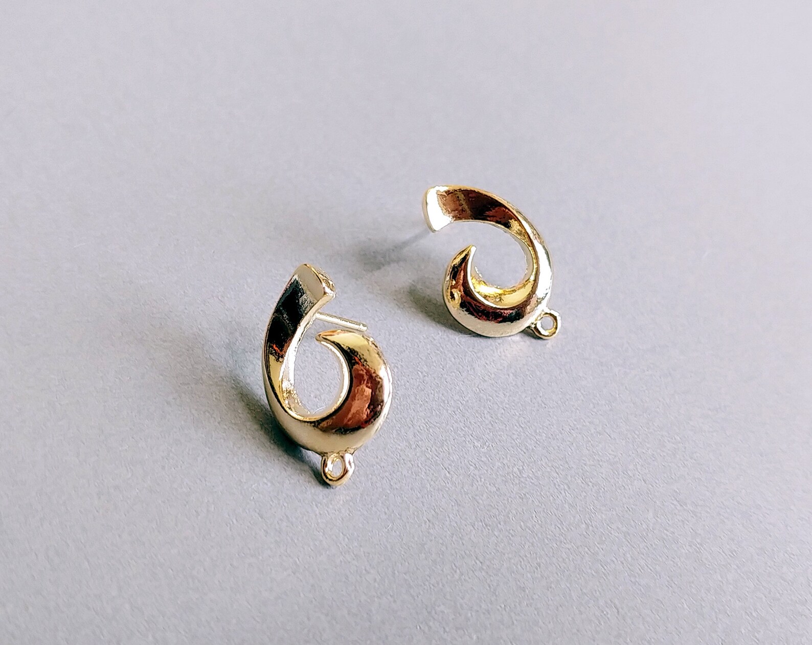 2 PCS - 19 X 13 Mm Gold Plated, Unique Earring Post With Loop, Teardrop ...