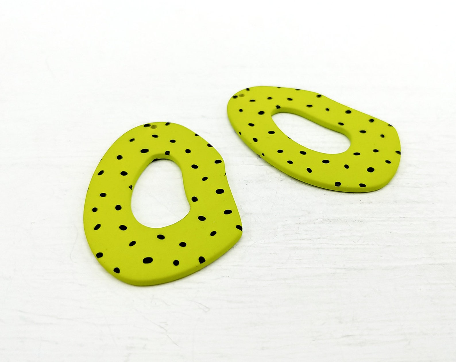 2 PCS Green 56x35mm Doughnut Ring Matte Rubber Coated - Etsy