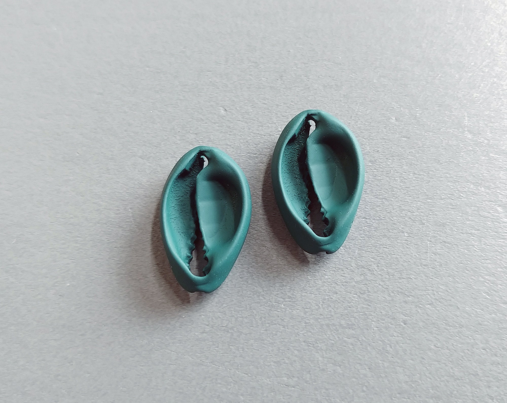 2 PCS Teal 18x11mm Matte Rubber Coated Cowrie Shell - Etsy