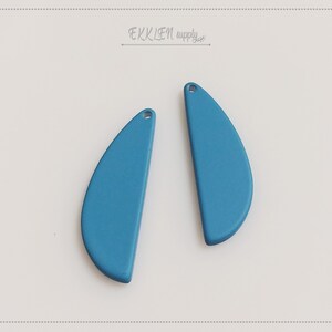 2 PCS - 35 X 10 Mm Turquoise Matte Rubber Coated, Half Moon Pendant ...